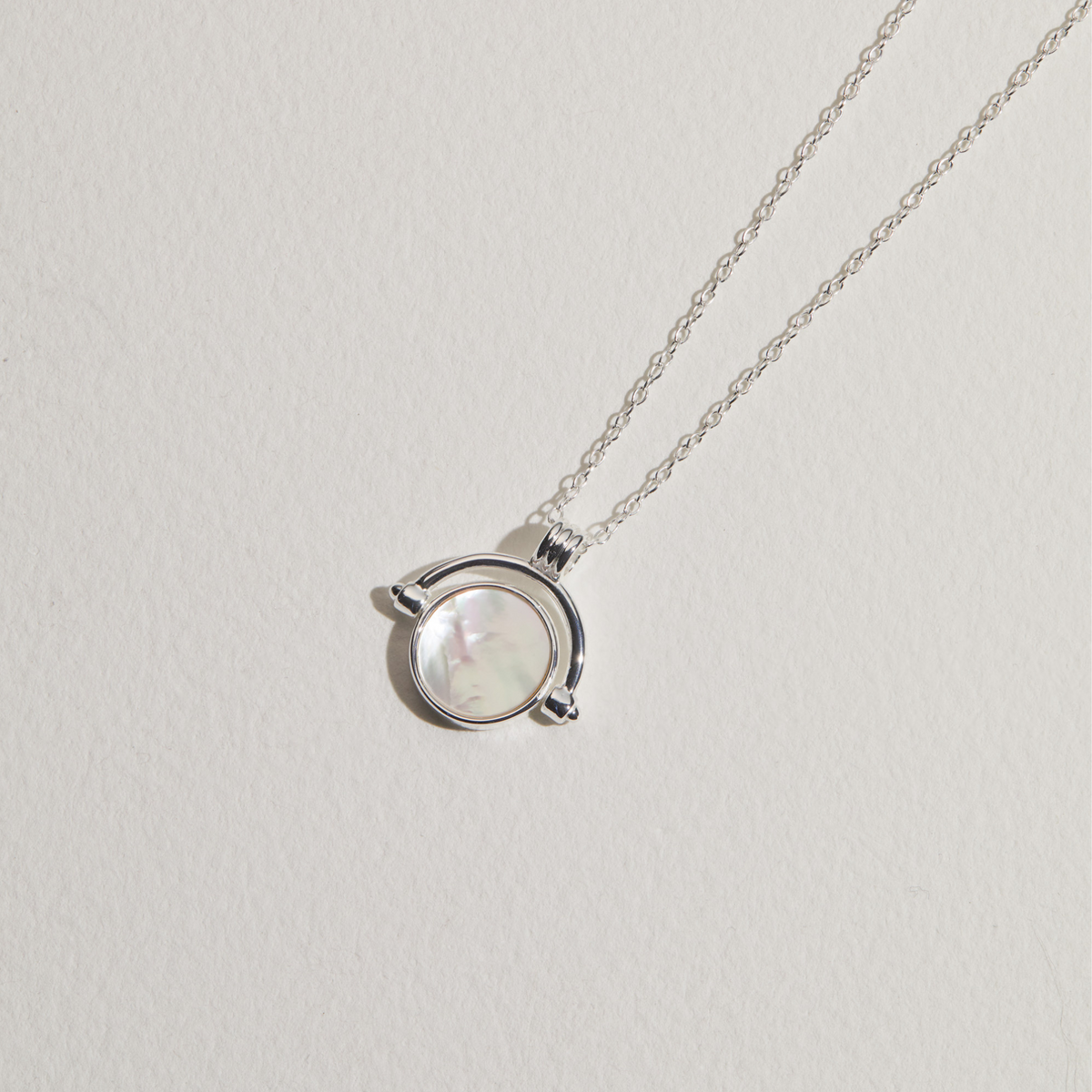 Silver Mother of Pearl Spinning Disc Necklace – Lily & Roo
